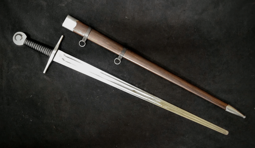 Re-furbishing an Arming Sword Grip | Aspiring Knight